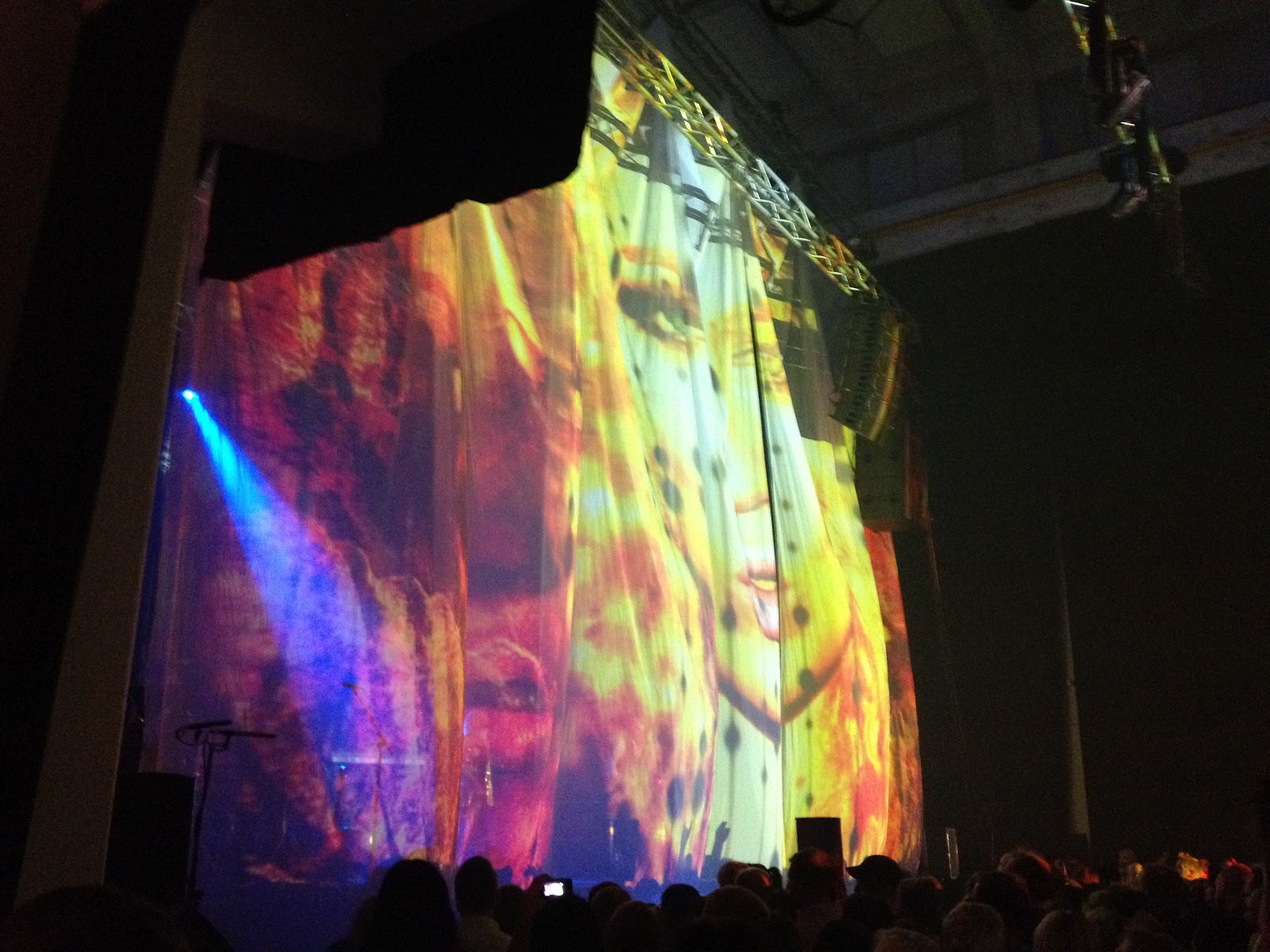 Simple Pleasures: One More Time: Chisu