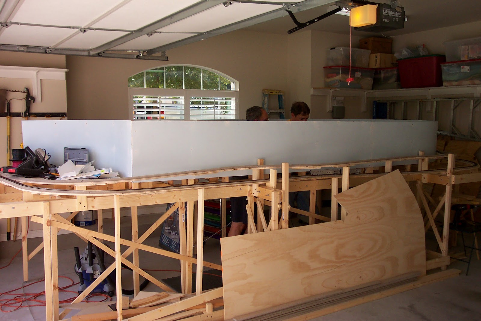 Model Railroad Design: Garage layout