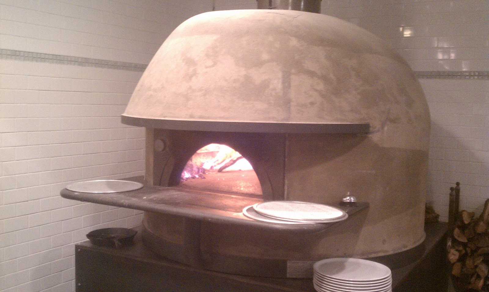 The Savory Hunter: Now Open: Mother Dough Pizza