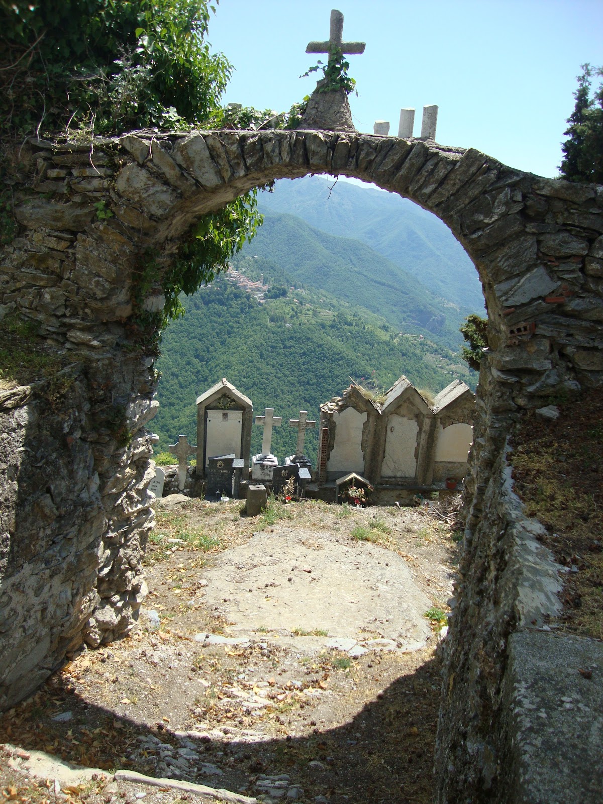 Vai a quel paese!: Triora