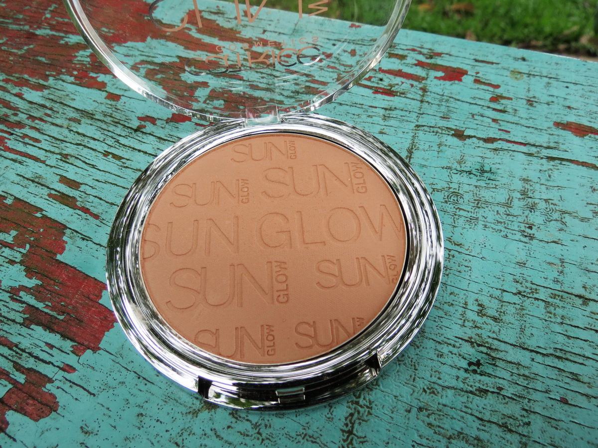 Love struck: Catrice Sun Glow Matt Bronzing Powder