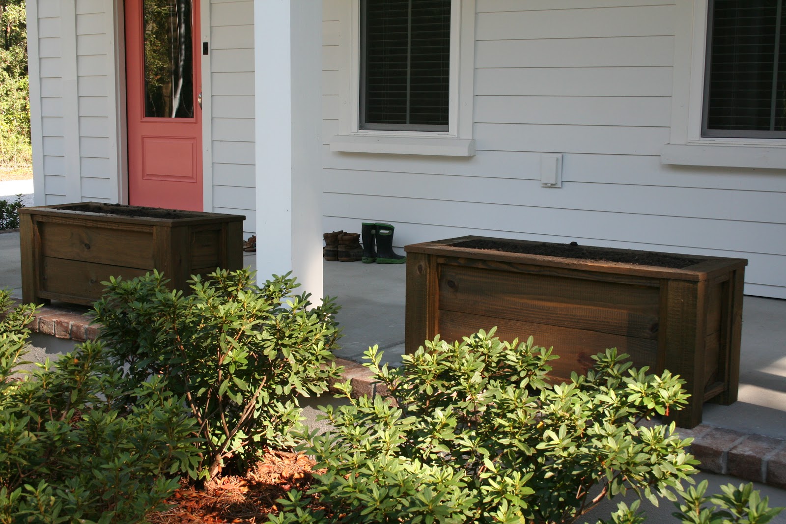 The Lowcountry Lady: Fall Winter Front Porch Flower Boxes