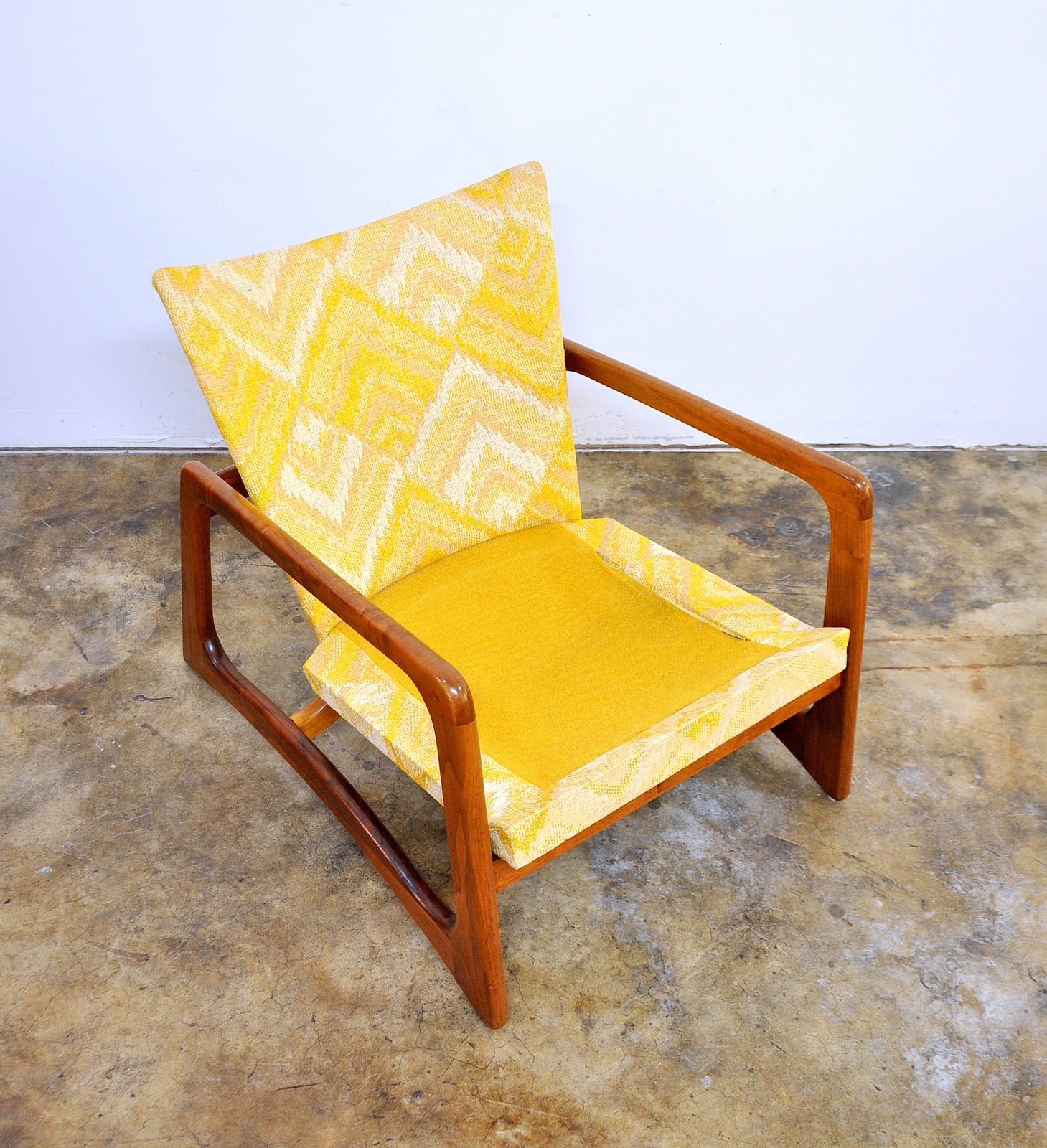 SELECT MODERN: Adrian Pearsall for Craft Associates 2466-C Lounge Chair