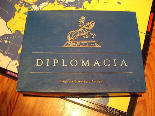 Lenguaje diplomático escrito.