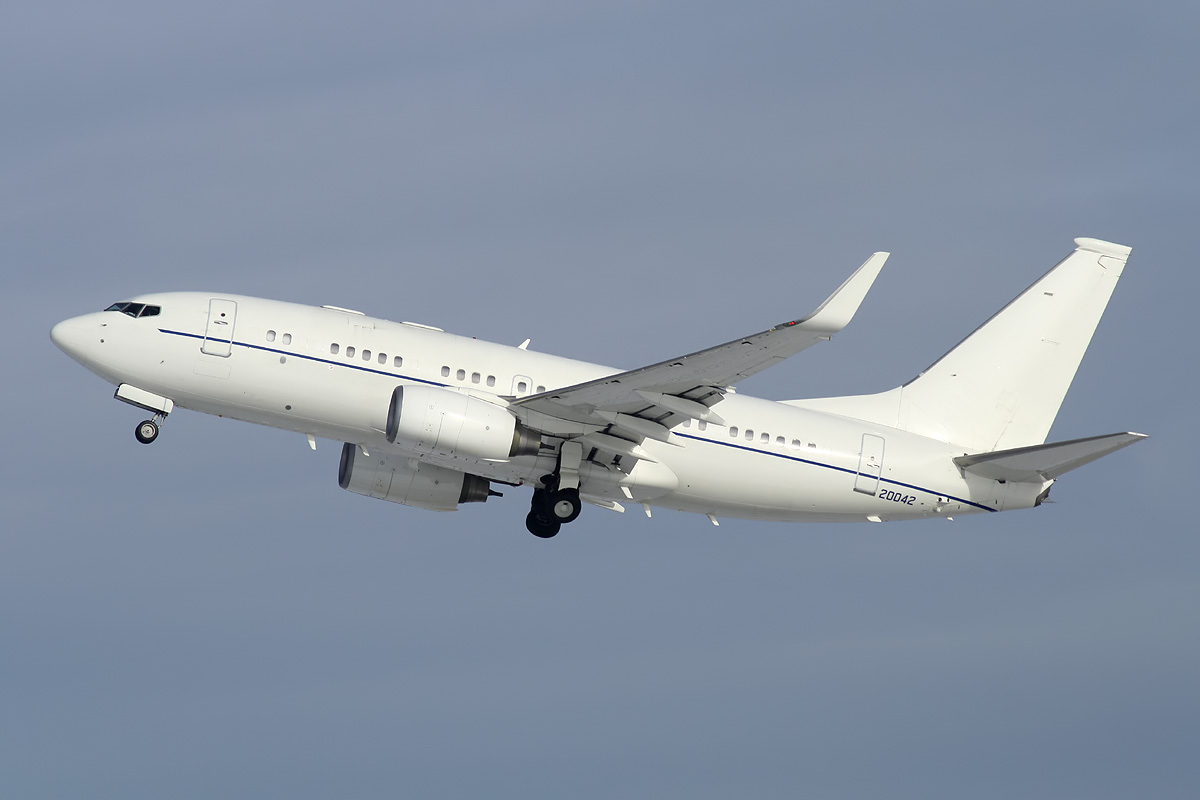 Eastwings: C-40B * B-737-7FD BBJ * United States Air Force USAF * 02-0042