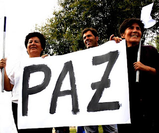 Bloguero Forever: Paz a lo blogger en este 2012.