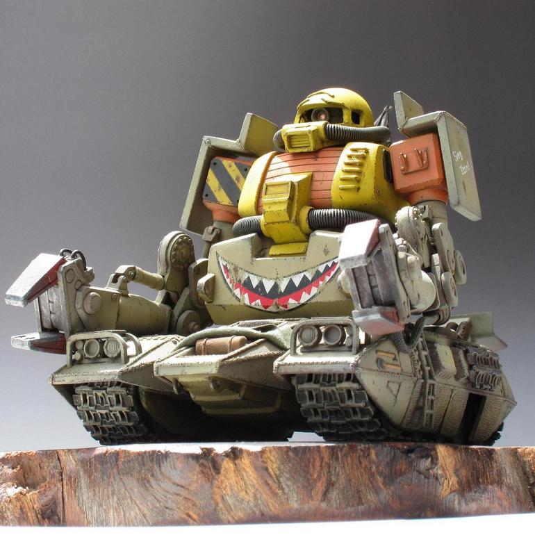 1/144 MS-06V ZAKU TANK Custom Build
