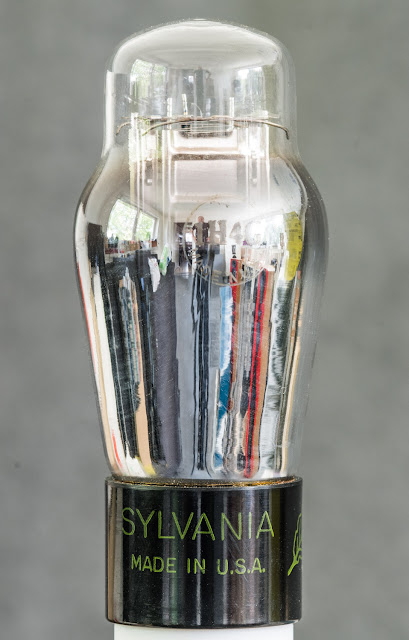 VinylSavor: Tube of the Month : The 1H4