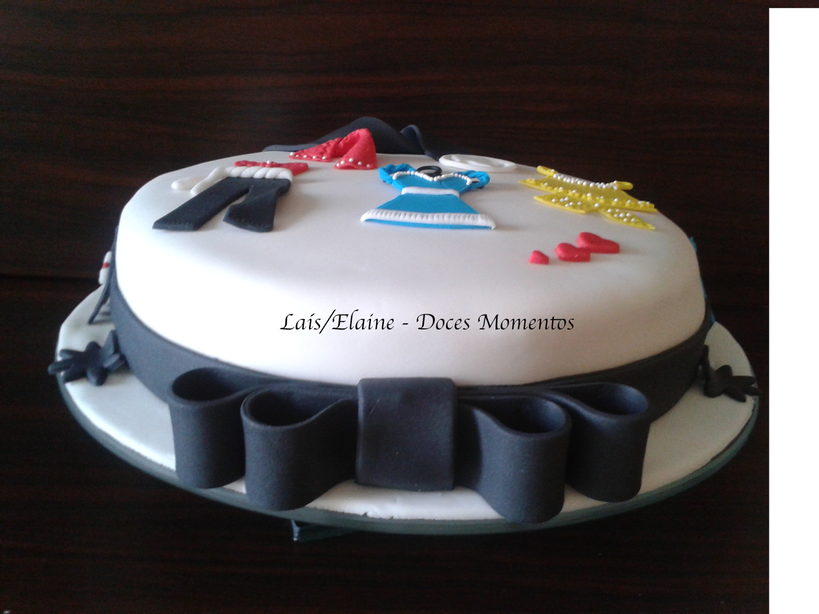 CHOCOLATERIA “DOCES MOMENTOS” : BOLOS DECORADOS