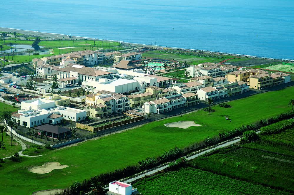 motril digital: Playa Granada renueva su bandera azul para este verano