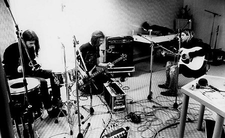 Live Bootlegs: Nirvana - Live @ Studio A, The Music Source, Seattle ...