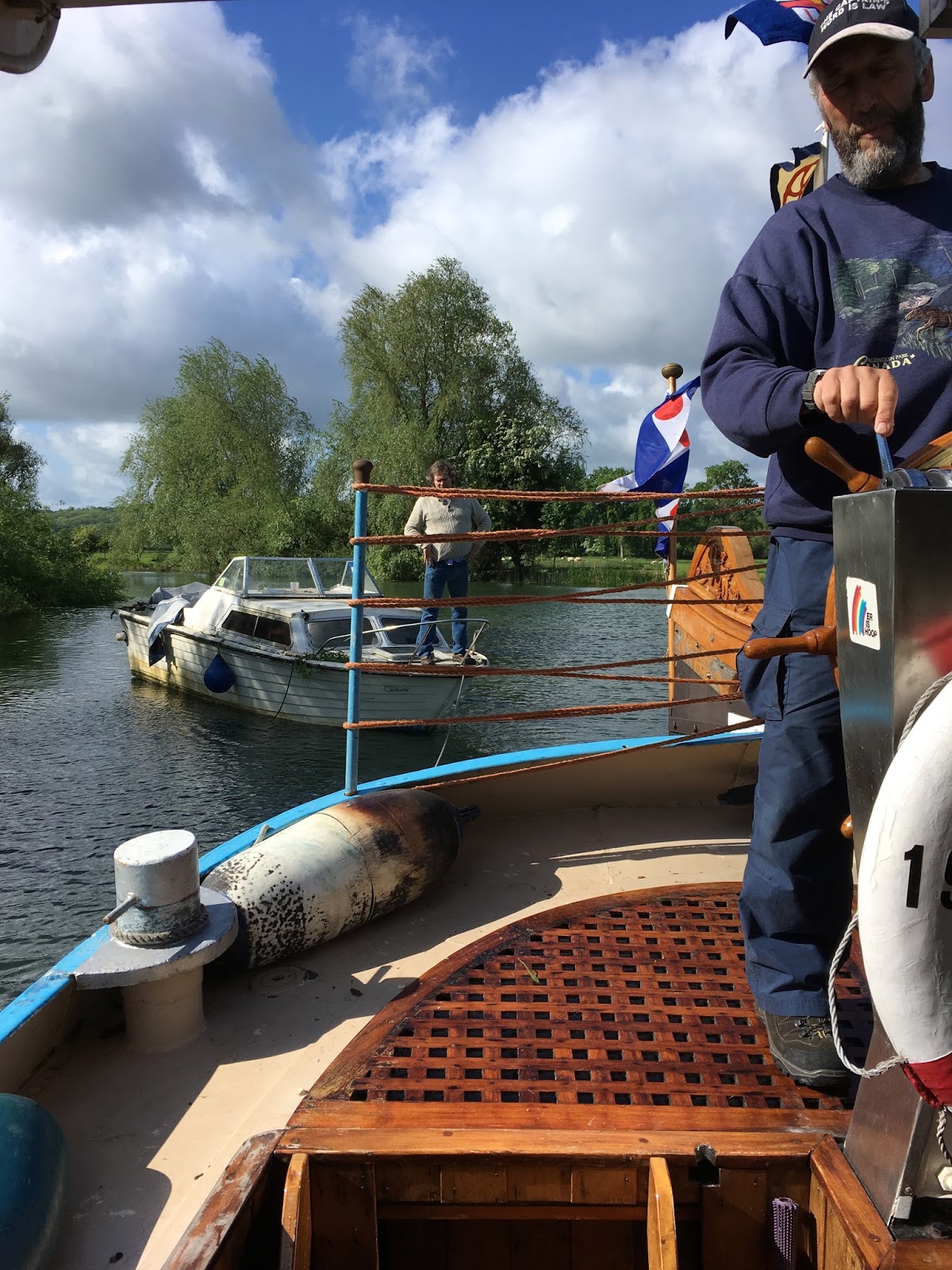 Martin and Sarah Go Tjalkaboat: Day 25 Godstow to Lechlade