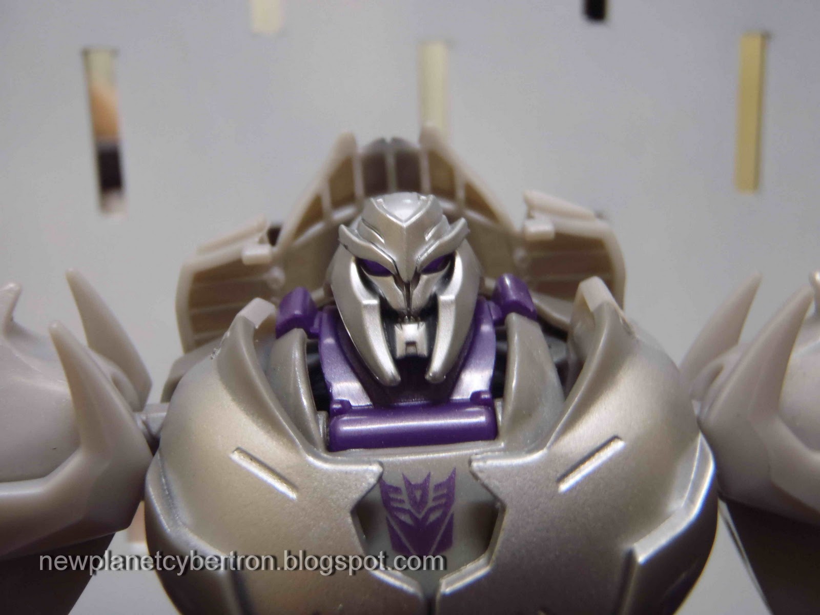 New Planet Cybertron: Transformers Review –Megatron (Prime Deluxe 2-Packs)