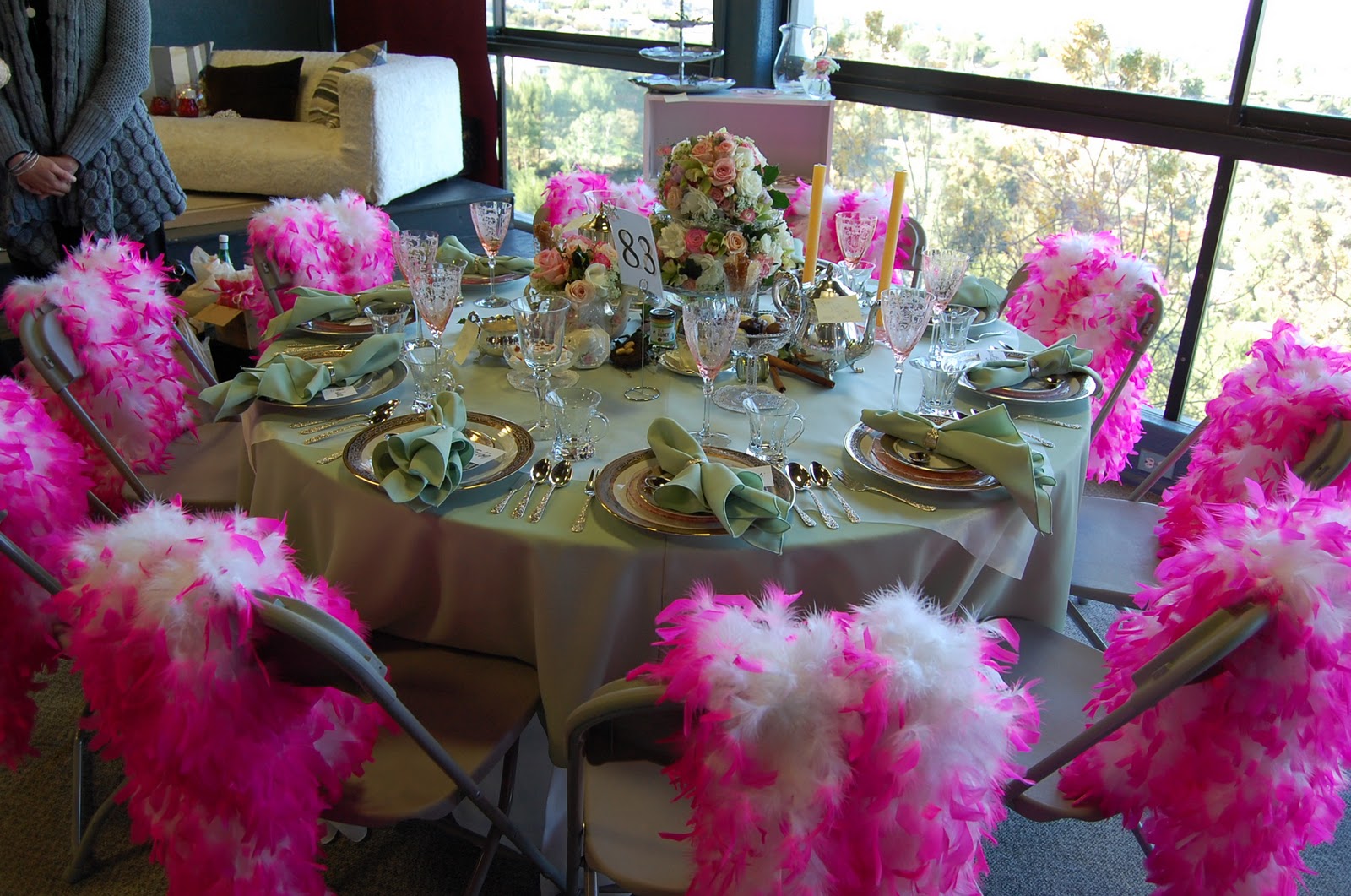 One Fabulous Mom: Christmas Tea- Peacock Theme!