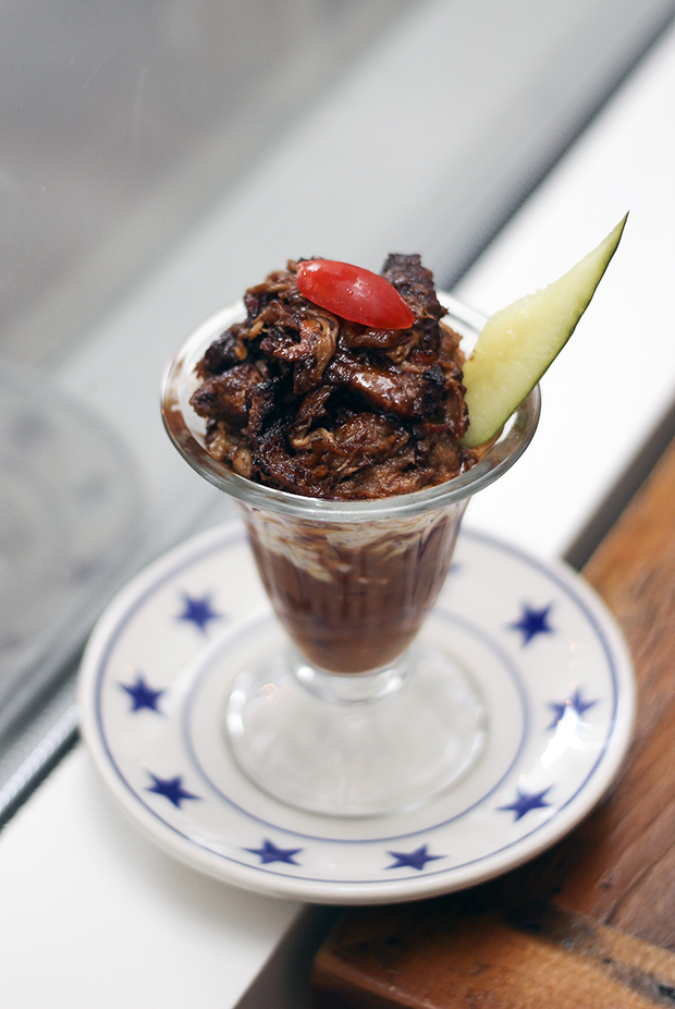 Southern Cut Barbecue Brings Down South Cooking To Downtown Chicago ...