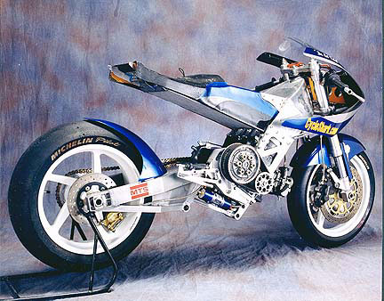 VOROMV Moto: Aquella impresionante Tul-Aris 800 de dos tiempos...