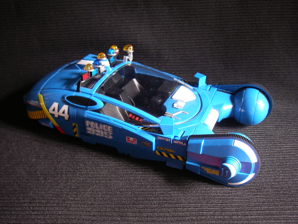 MEDICOM BLADE RUNNER POLICE SPINNER CAR 1/24 SYD MEAD BLU RAY COLLECTOR BOX