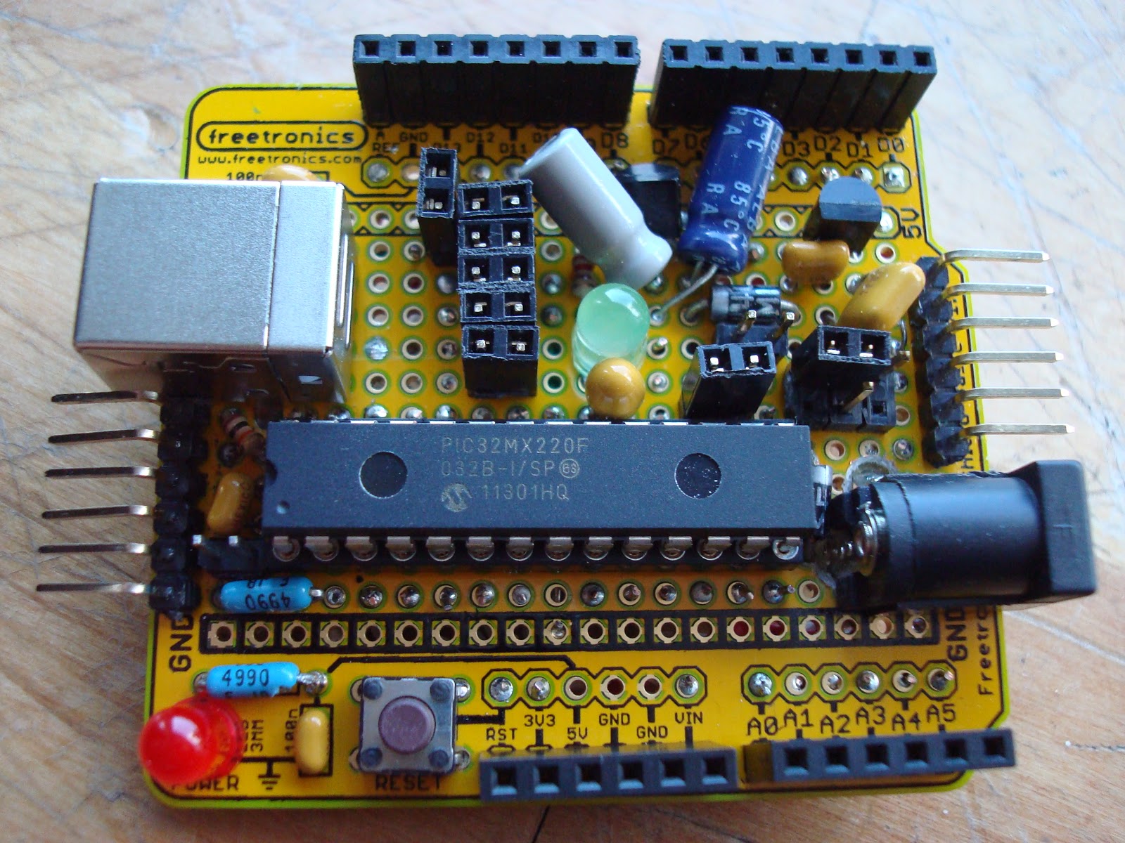 Tech with Dave: USB PIC24 and PIC32 SPDIP Arduino