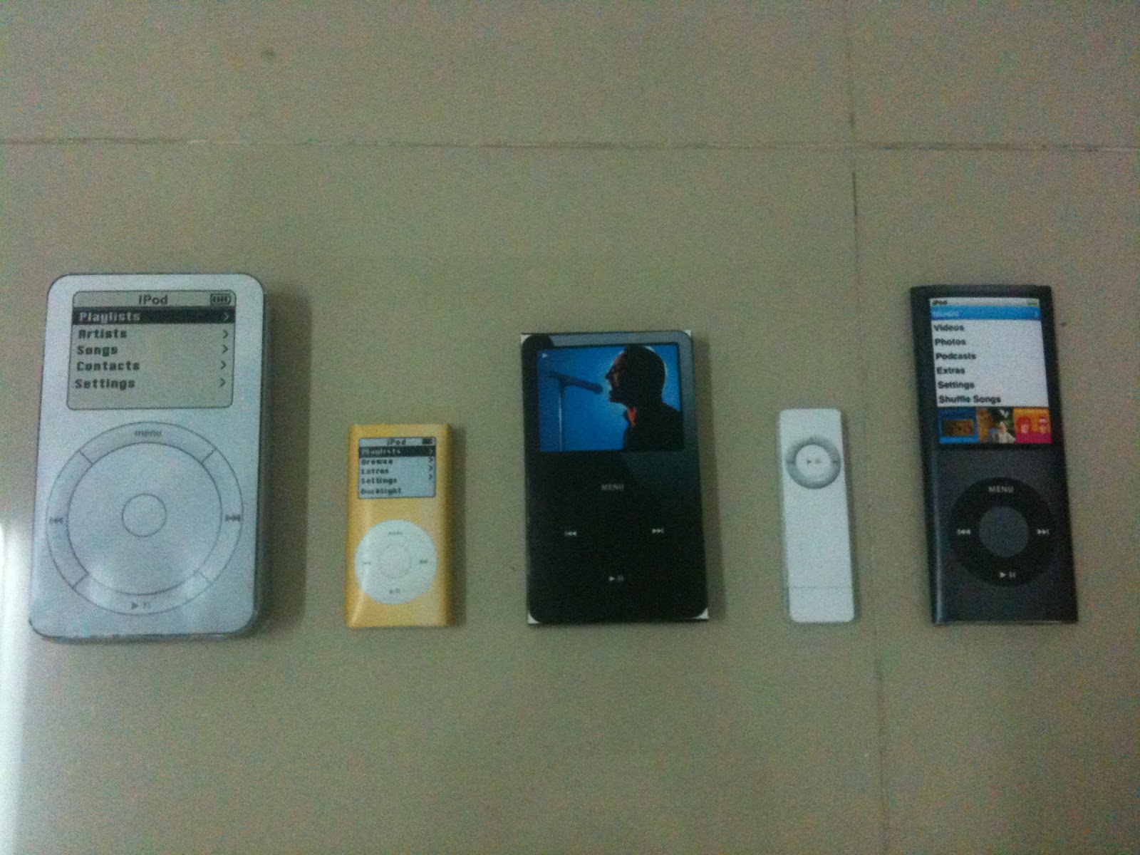 Adventure. Art. Engineering.: [Discontinued] Papercraft Project: Apple ...