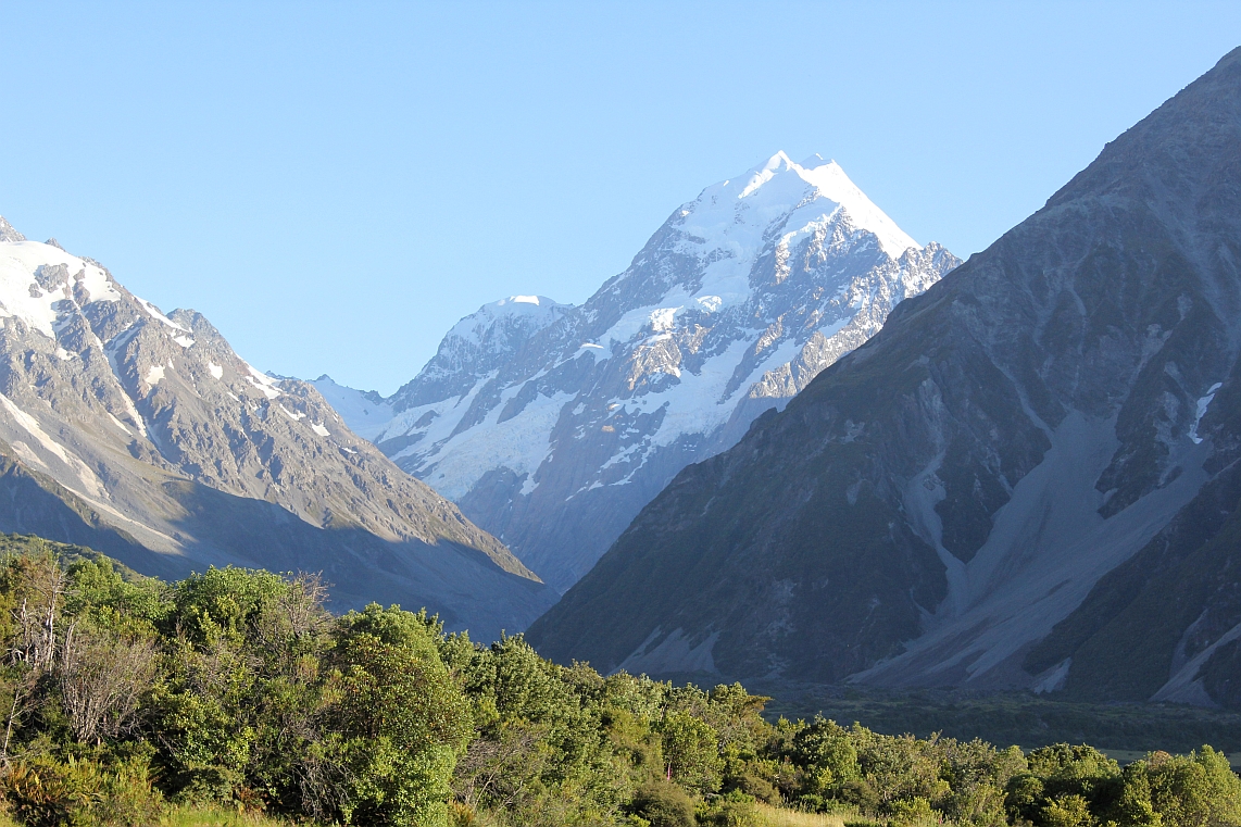 Bob McKerrow - Wayfarer: Aoraki Mount Cook visit yesterday