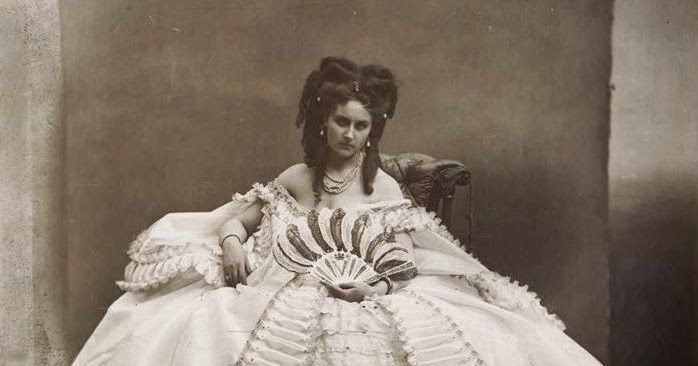 VINTAGE PHOTOGRAPHY: The Castiglione with Fan by Pierre-Louis Pierson c ...