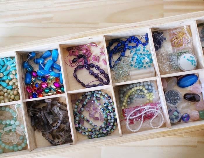 HOW TO: ORGANIZE HOBBY'S MATERIALS IN A DIY WOOD BOX - Francine's Place ...