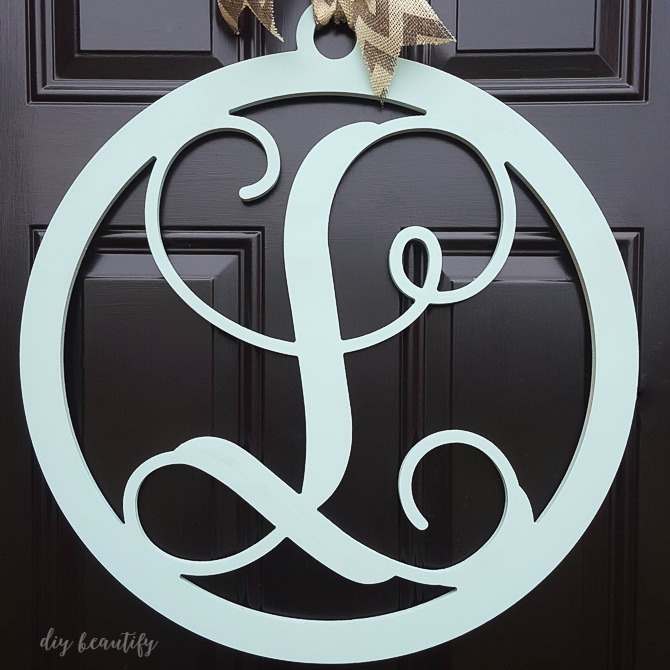 Personalizing a Front Door (and my newest addiction!) - DIY Beautify ...