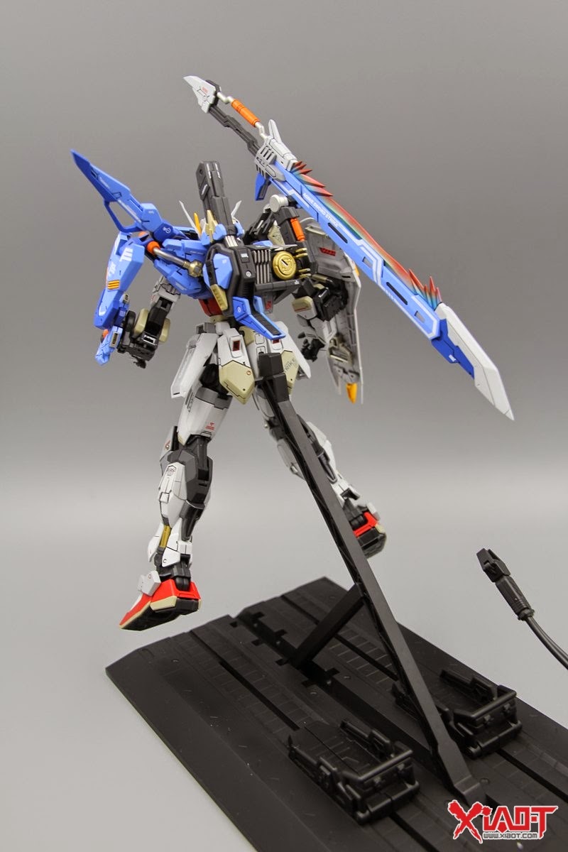 Custom Build: Bandai + DM 1/100 Perfect Strike Gundam "Detailed"