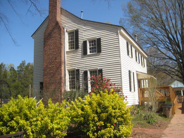 All Things Quilty and Artsy: Historic Wake Forest, North Carolina