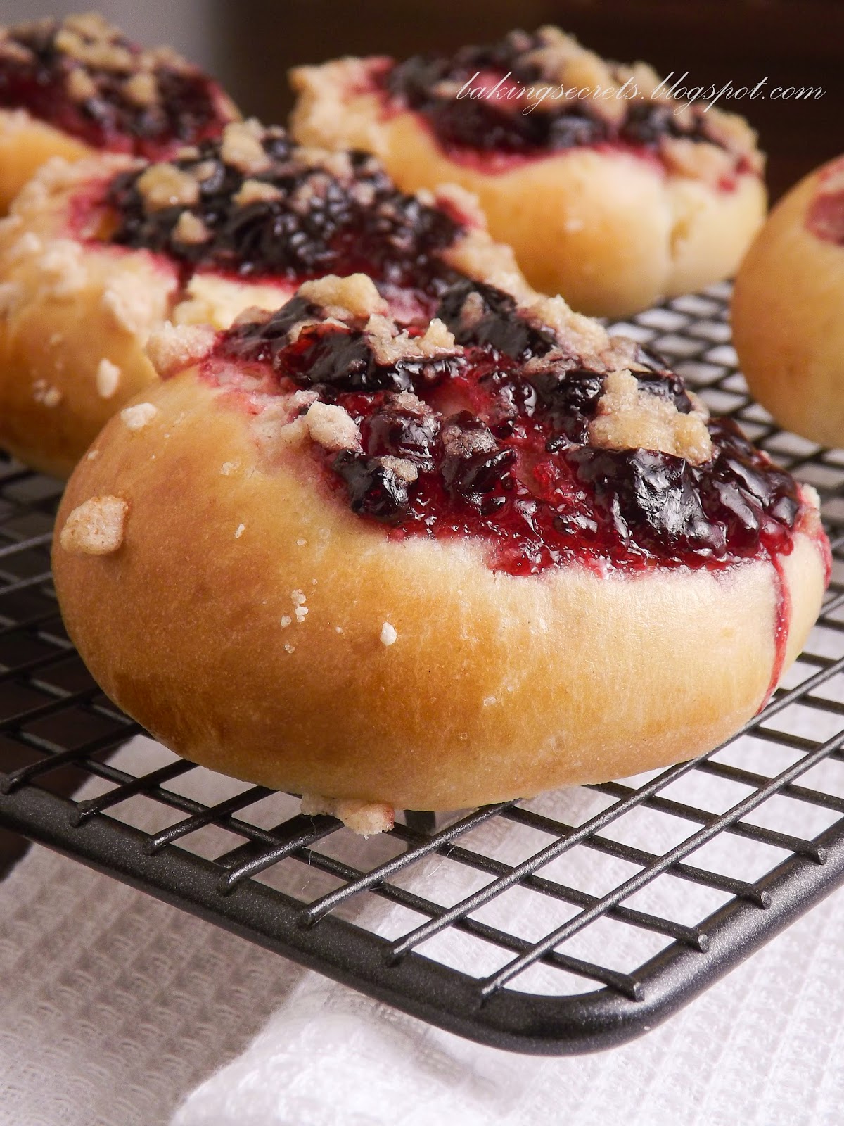Baking Secrets: Čekiškos bandelės su varške ir džemu / Moravian Kolaches