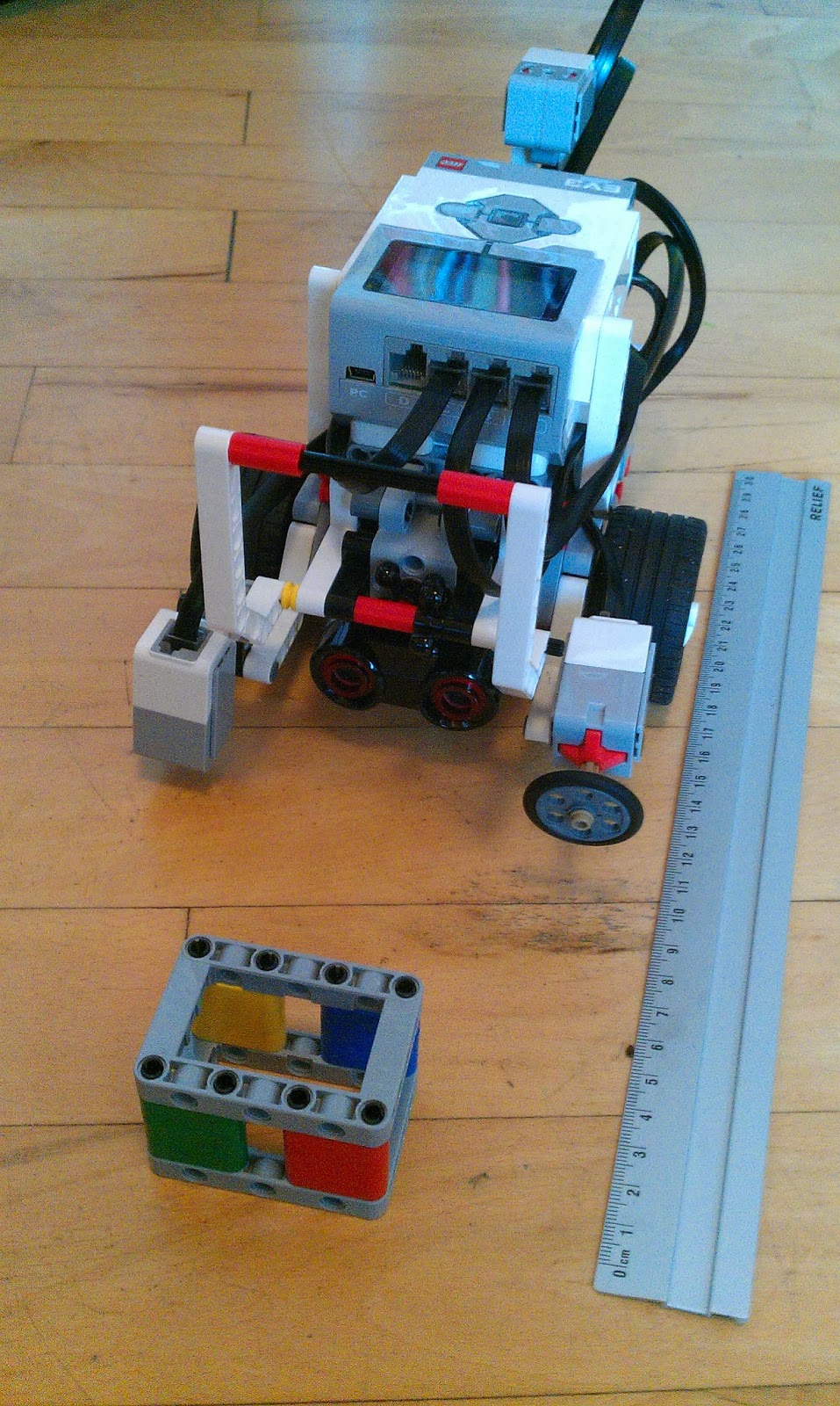 EV3 Experience: First experiments with the LEGO software