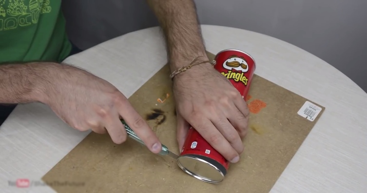 3 Things You Can Make From Pringles Cans - Handy DIY