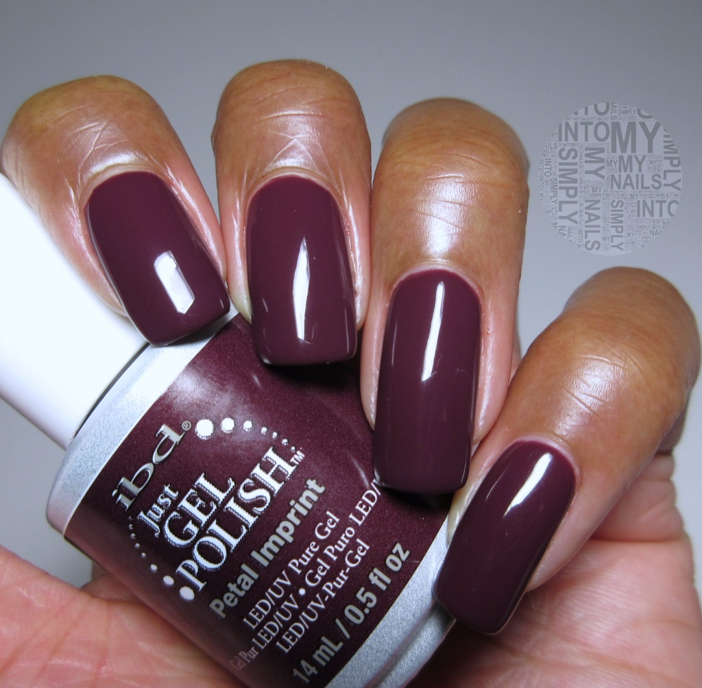 Mini Manicures ~ IBD Just Gel Petal Imprint | Simply Into My NAILS