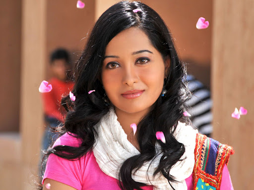 Pritika Rao Latest High Quality Wallpapers | Celebrities Photos Hub