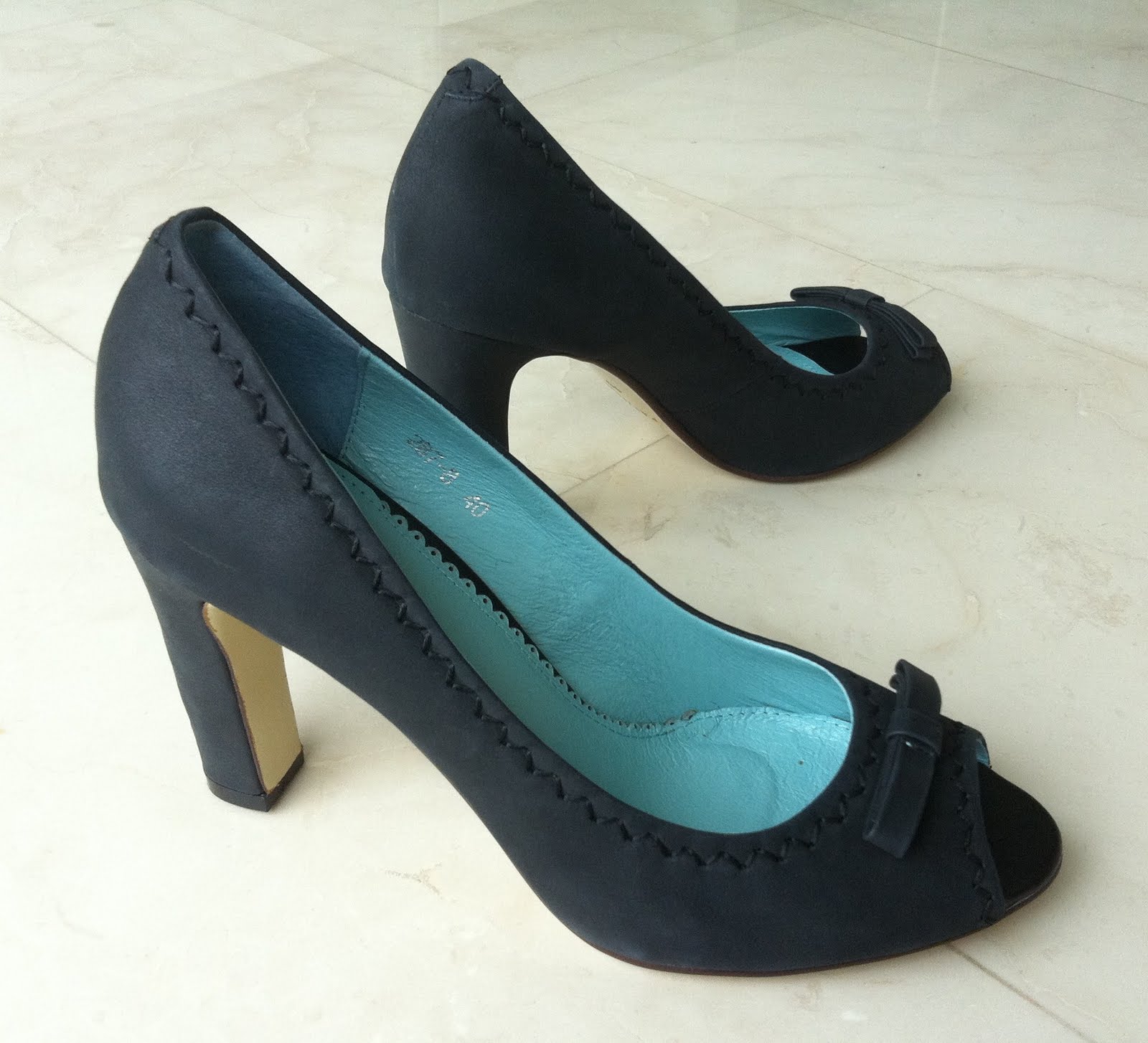 Silv's Journal: Shoes, shoes, fabulous shoes....