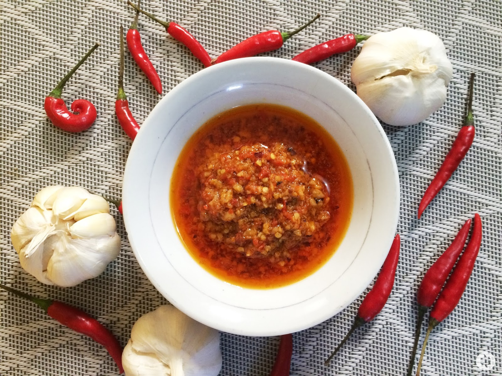 Chill Out Best Homemade Chili Garlic Oil The Deksbook