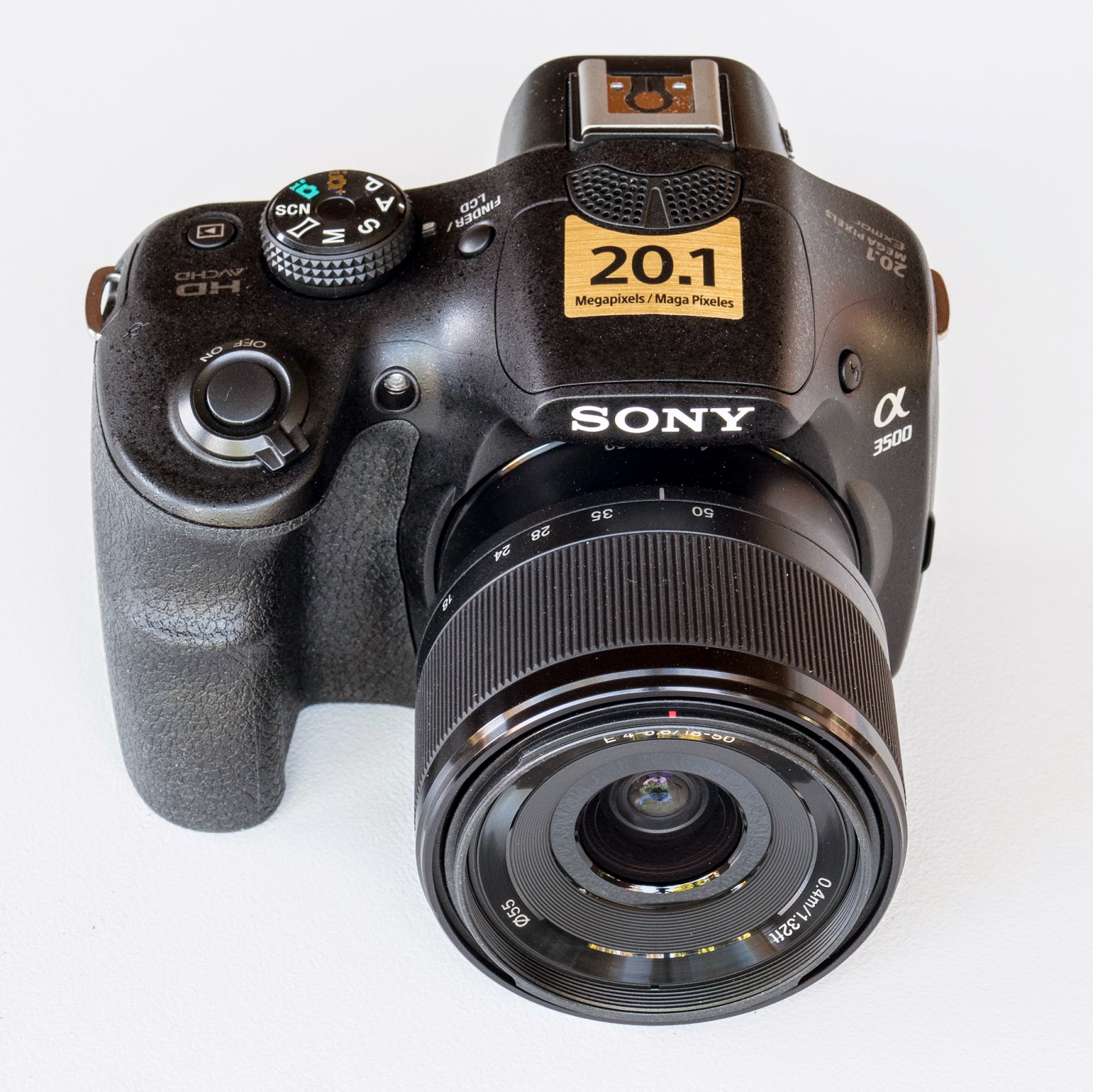 Camera Ergonomics: Sony A3500 Brief Review