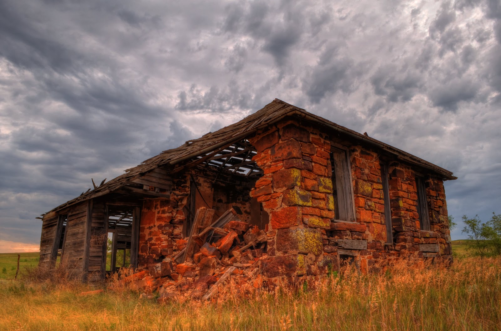 Time To Take Pictures - Daily Photos from Keith Moyer: Broken Stone ...