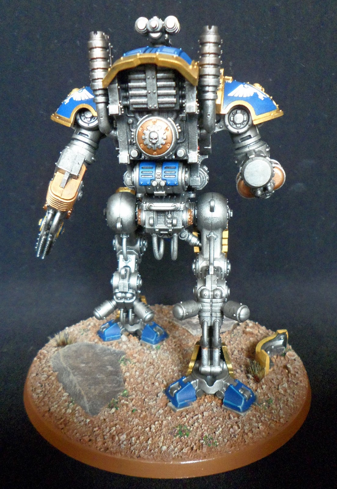 WeeMen: Imperial Knights - Armiger Warglaive Vassal Of Legio Astorum