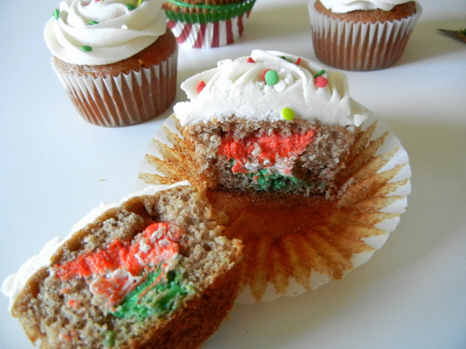 Sugar Swings! Serve Some: Layered Christmas Cupcakes and a Christmas ...