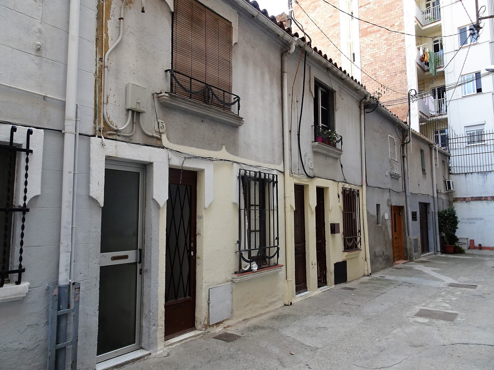 Redescubriendo Barcelona y más allá: 11/07/2017 Passatge de Conradí ...