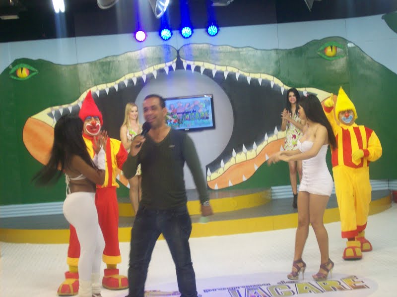 chuim e chuá: CHUIM E CHUÁ PALHAÇOS DO PROGRAMA DO JACARÉ