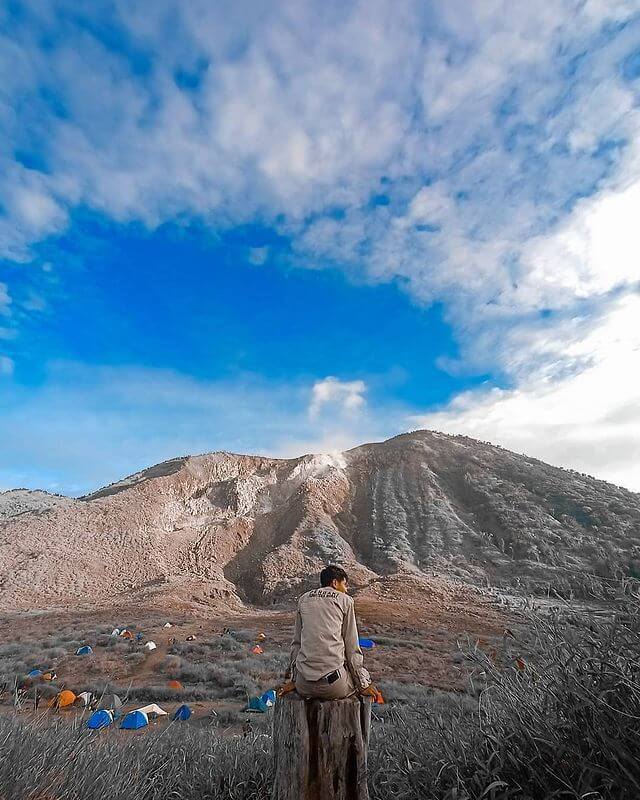 6 Gunung Indonesia Yang Mengawali Tahun 2021 Tanpa Pendaki