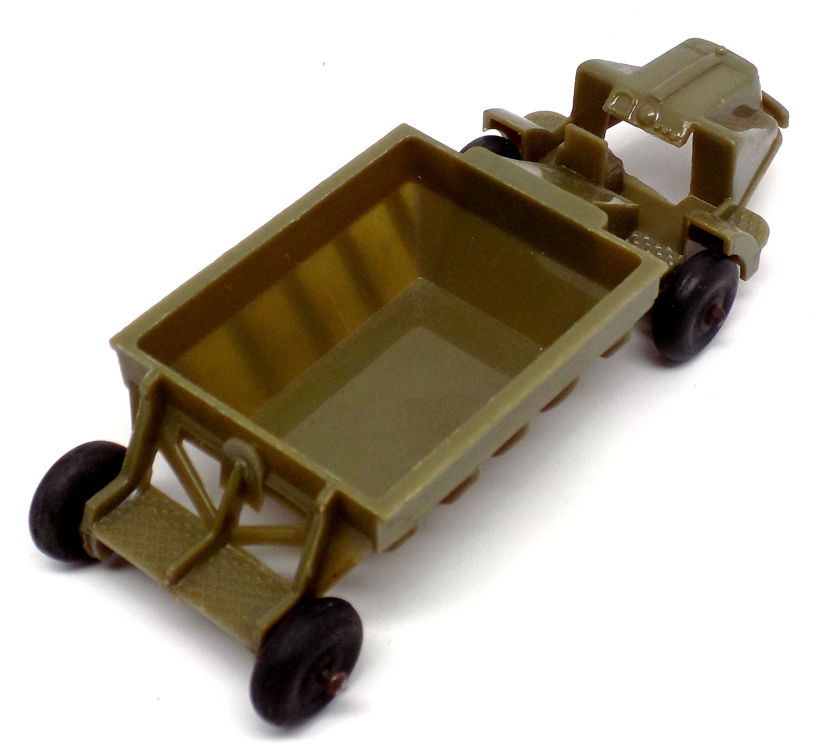 Toys and Stuff: Banner U.S. Army Earth Scraper/Earth Hauler OD HP