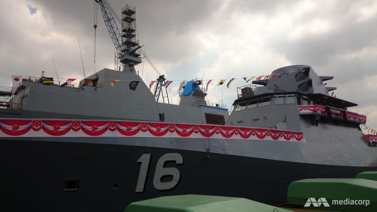 DEFENSE STUDIES: Singapore Navy Launches Second Littoral Mission Vessel