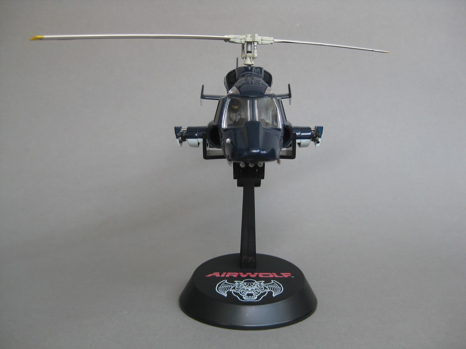 deSMOnd Collection: Aoshima 1/48 "Airwolf" Diecast Model SGM-08 Pt.2