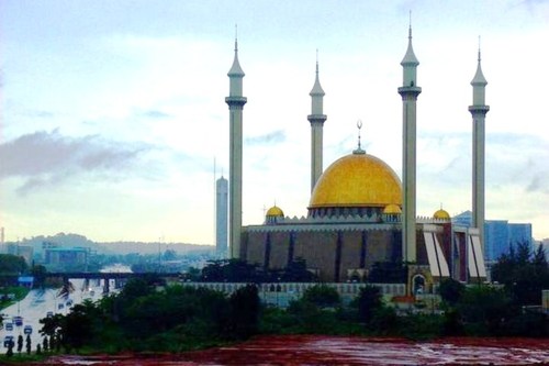 Welcome to the Islamic Holly Places: Abuja National Mosque (Abuja) Nigeria