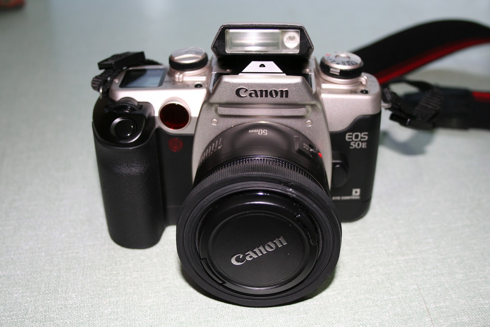John Margetts' old camera blog.: Canon EOS 50E
