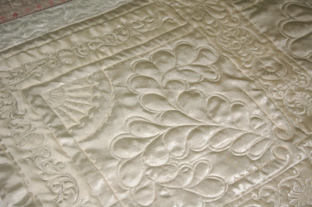 Stitchnquilt: Damask Tablecloth Quilt