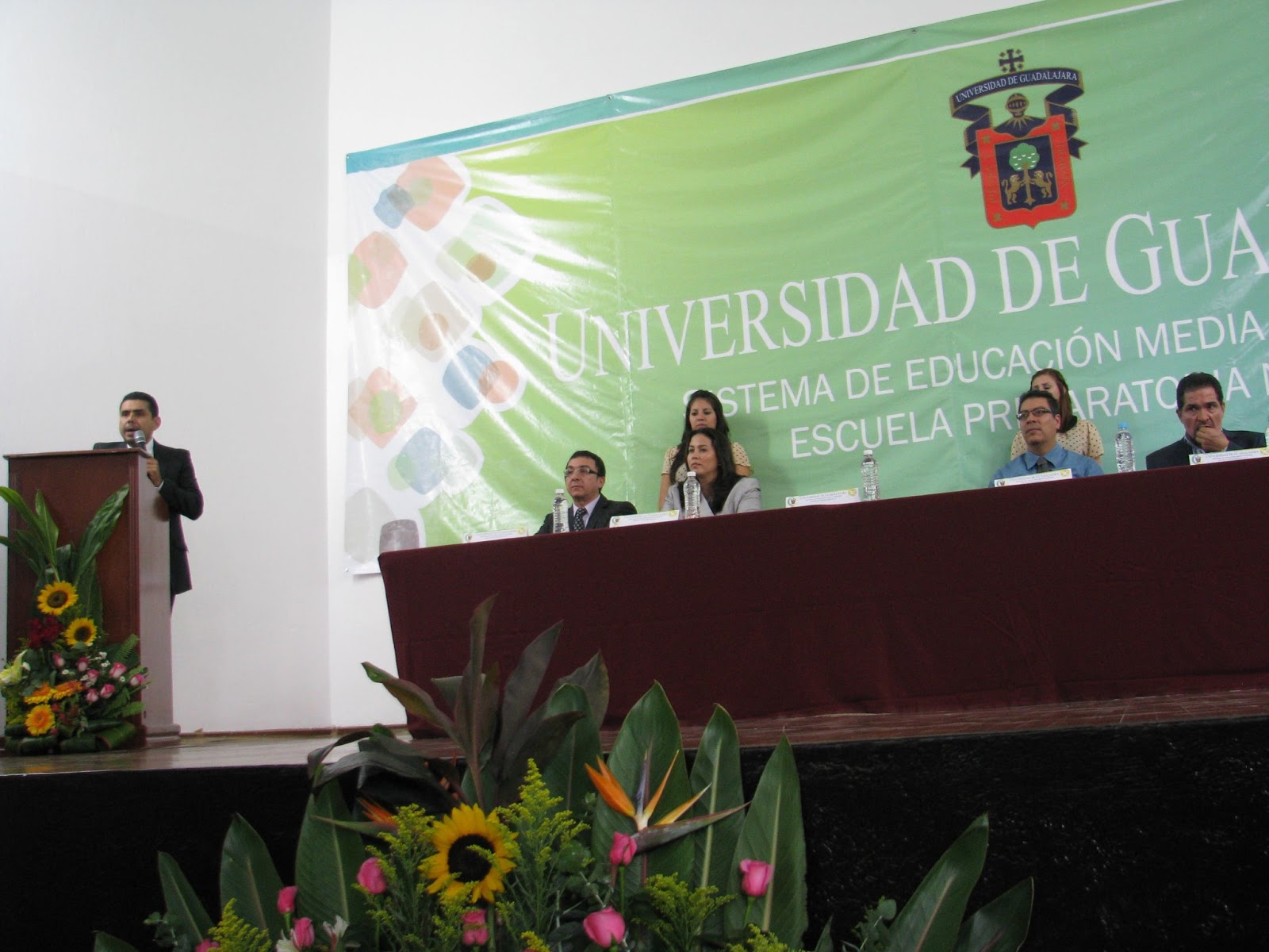 Prepa 3: Egresa la Generación 2010-2013 de la Escuela Preparatoria No. 3